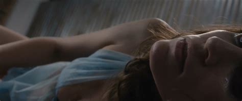 Nude Video Celebs Frida Farrell Nude Apartment