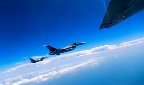 Решението да бъдат прехвърлени F 16 в Украйна е взето Киев ще получи 100 изтребителя още през