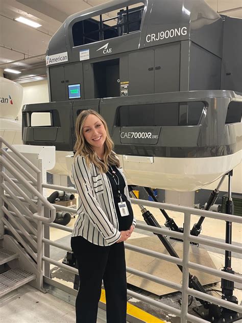 Kathleen Wright On Linkedin Captain Womeninaviation Psaairlines Crj Airlinecareer