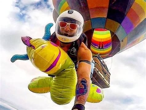 Skydive Eagles Nest Tandem Jump Tour2sky