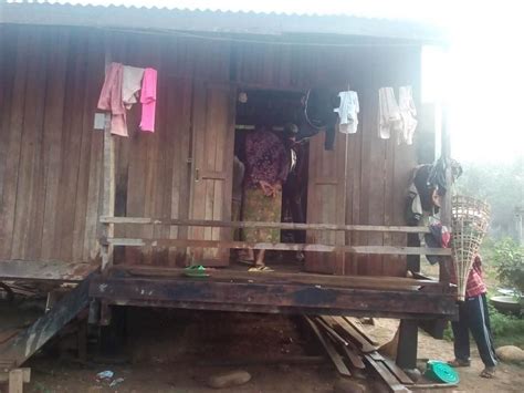 Dvb ဖားကန္႔တြင္ လက္နက္ႀကီးက်ည္က်၍ ရြာသား ၁ ဦး ေသဆုံး၊ ၁ ဦးဒဏ္ရာရ