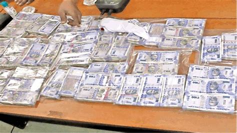 Loot In Gwalior डबरा के व्यापारी से 35 लाख लूटने वाला आठवां बदमाश भी