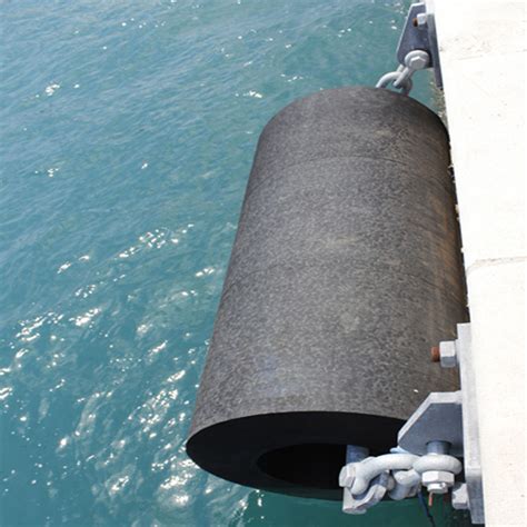 Cylindrical Hollow O Shape Marine Dock Bumpers Nr Nbr Material
