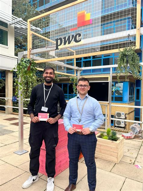 Universityofsurrey Pwc Gradscheme Knowledgesharing Learningtogether Sustainability