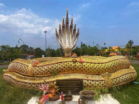 Phu Phan Museum Sakon Nakhon พิพิธภัณฑ์ภูพาน
