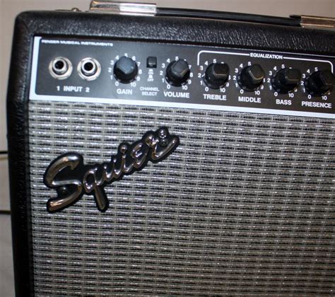 Squier Champ 15 Amp