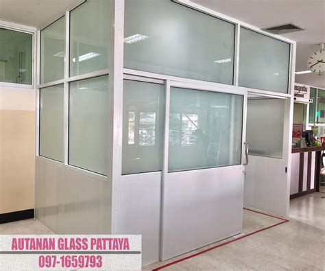 กั้นห้องกระจก ประตูบานรางแขวน รับออกแบบและติดตั้งกระจกอลูมิเนียมทั้งในและนอกสถานที่ หากลูกค้า