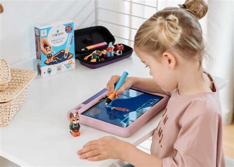 Edurino Katze Juki fördert Entwicklung der Kreativität von Kindern