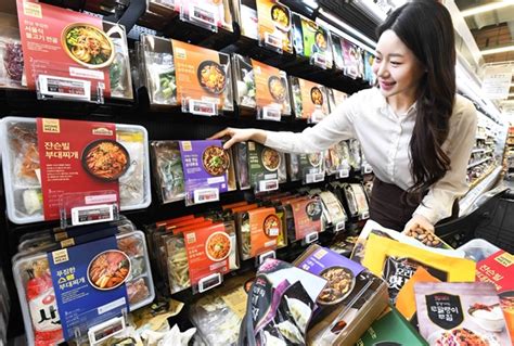 홈플러스 물가상승에 Pb 시그니처 약진