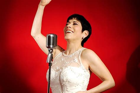 Cecilia Barraza Cantante “ya Soy Bisabuela”