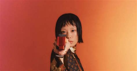 “이 모습 알아본 머스크” 김예지 루이비통 화보 나왔다