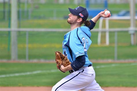Les Blue Sox Coulés Par Une Erreur Courrier Frontenac
