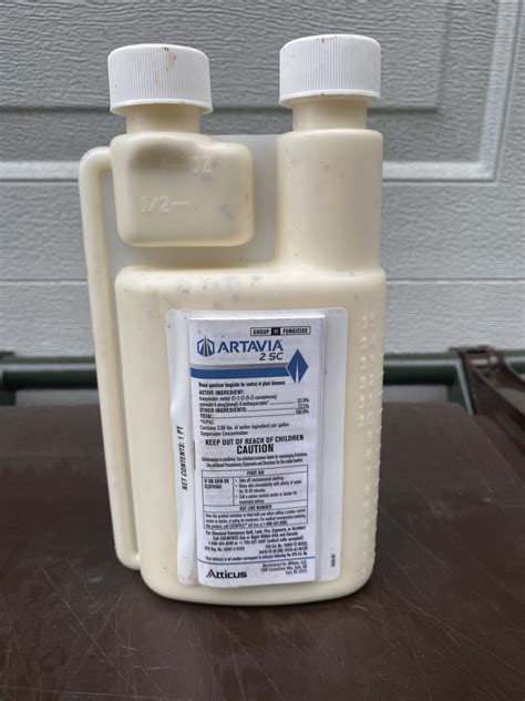 Azoxystrobin Fungicide The Ultimate Guide Uses Rates And More Lawn Phix