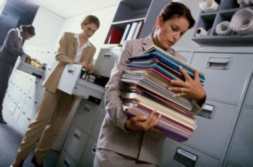 10 Things CSI Shows Get Wrong According To A Real CSI Tech Listverse