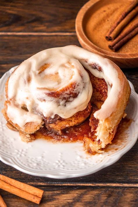 Food Cinnamon Rolls Braided Cinnamon Rolls I Am Baker
