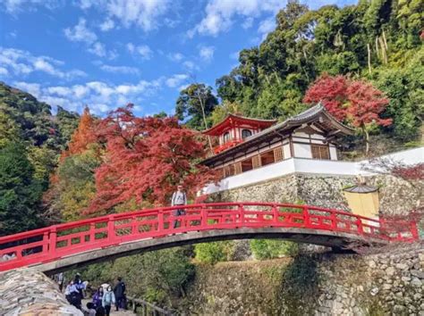 Minoh Park And Minoh Waterfall A Fun Day Trip From Osaka For Fall Foliage