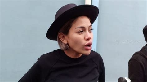 Wow Nikita Mirzani Unggah Video Seksi Di Instagram