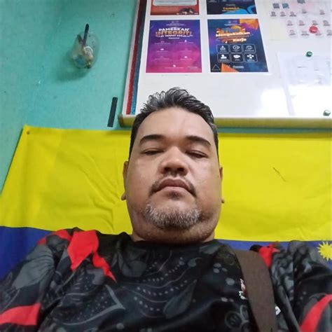 Kurang Lebih 10 Ribu Step