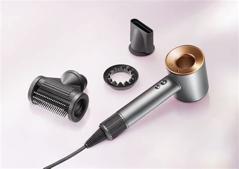 【体験レポ】ダイソンヘアケアから「ツヤ出しツール」が登場！朝のセットも劇的時短 Very