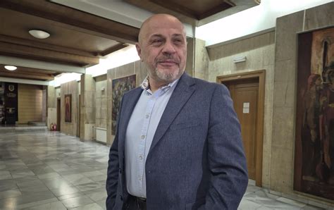 Вицепремиерът Томислав Дончев България ще има завод за барут и ще произвежда дронове за военни