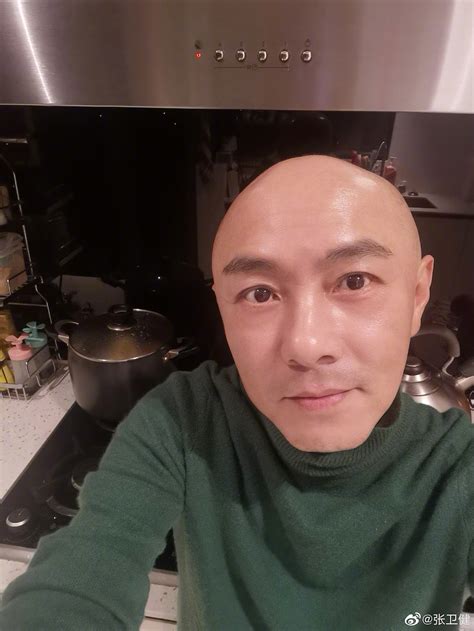 Netizens Think Dicky Cheung Is The Singer Who Was Recently Arrested For