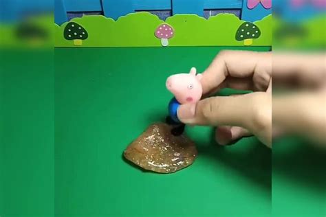 佩奇乔治玩水晶泥猪妈妈偏心佩奇乔治不知道为什么 佩奇乔治 妈妈 不知道