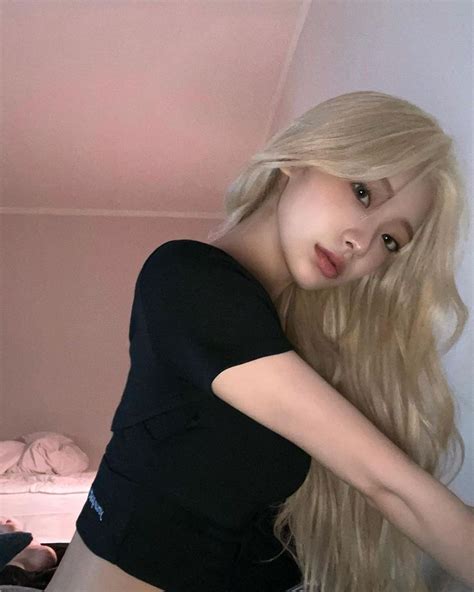 Yoonseo Im Yooxseo • Instagram Photos And Videos Blonde Hair