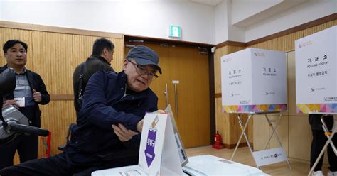 첫날 오전 11시 사전투표율 5 09 …지난 총선 대비 1 37 P↑