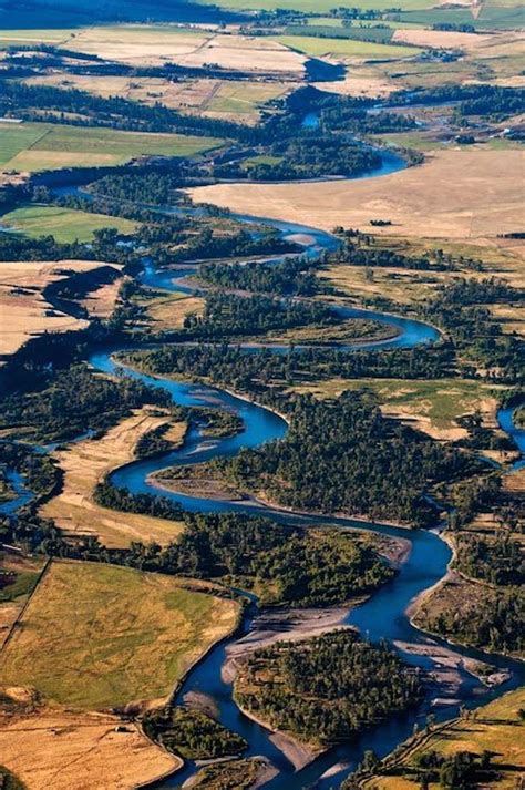 Missouri River In Montana — Sevenseas Media
