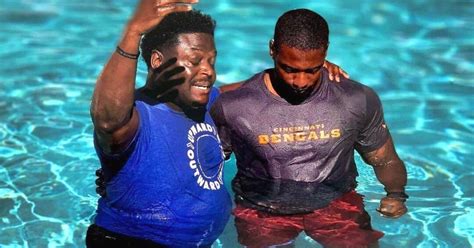 Cincinnati Bengals Lb Akeem Davis Gaither Takes Baptism And Gives Life To Jesus Faithpot