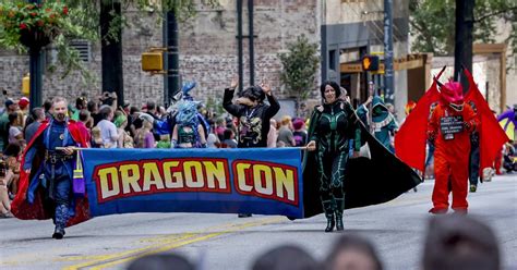 [지구촌 포토] 영화 속 캐릭터들이 현실에 연례 드래곤 콘 퍼레이드