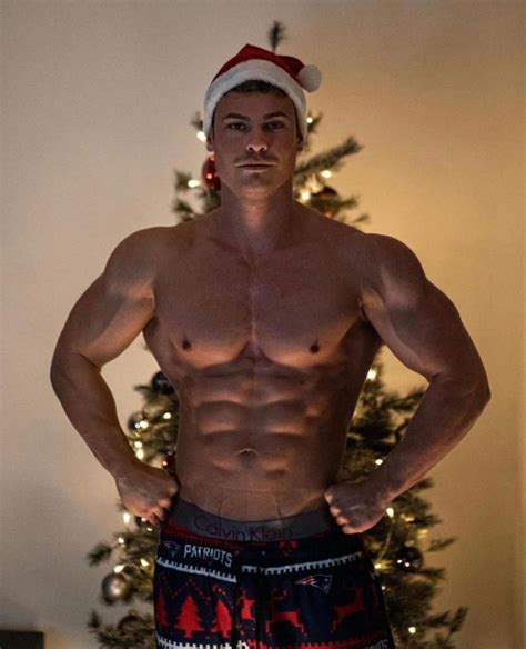 Muscle Guy On Twitter Yuletide Muscle Cutie