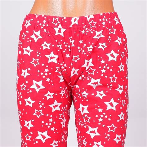 Коледна пижама в графитено и червено с еленче