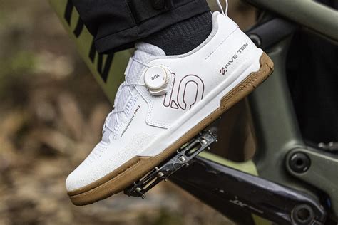 Five Ten Freerider Pro Boa Shoes Reel In A Dial Fit Upgrade Bikerumor