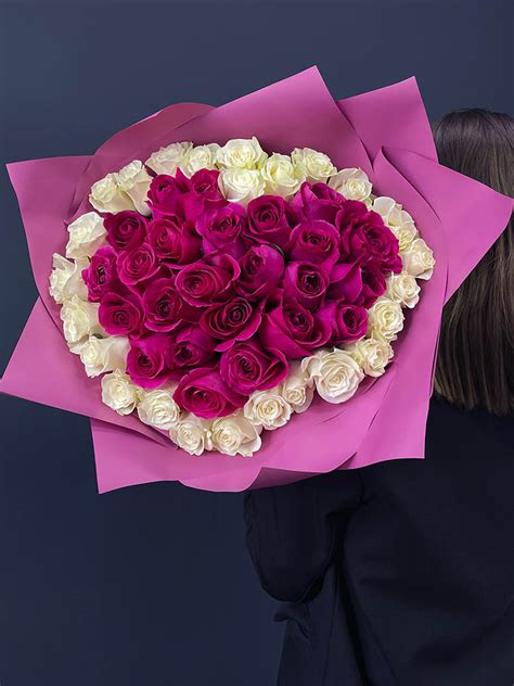 Заказать Букет 51 Роза Малиновое Сердце цена 7990 ₽ доставка Томск и ...