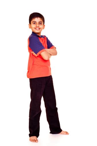 격리됨에 인도어 남자아이 입석 활기참 전체 길이 팔짱 낌 아이에 대한 스톡 사진 및 기타 이미지 아이 8 9 살 서 있기 Istock