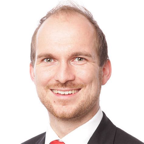 Pascal Seidel Prokurist Leiter Finanzen Und Personal Geno Broker