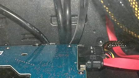 Amazon Com StarTech Com In Latching SATA Cable SATA Cable Serial ATA SATA