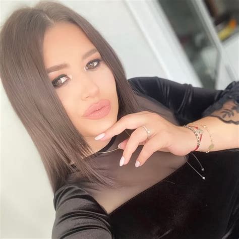 Olteanu Mari Olteanu Mari • Threads Say More