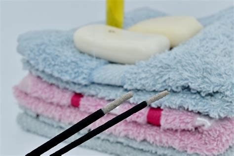 무료 사진 아로마 테라피 향수 연기 Soap 스틱 수건 코 튼 욕실 위생 목욕
