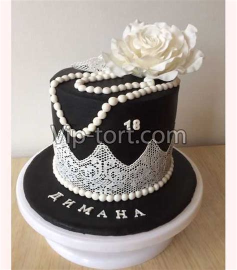 Заказать "Торт "Чёрно-белый и кружево"" в кондитерской "Вип-Торт"