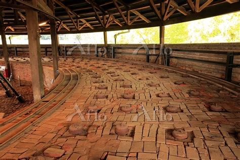 栃木県 野木町煉瓦窯 38725450 の写真素材 アフロ