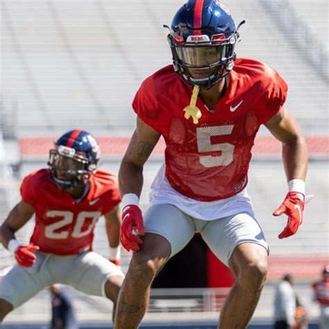 Deantre Prince Fan Arch