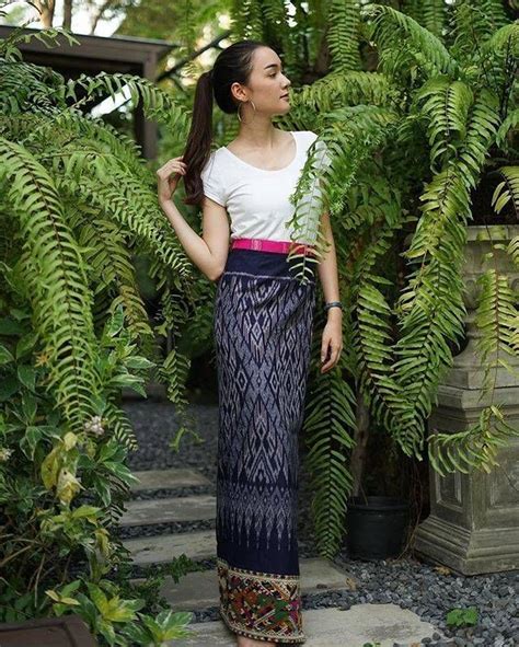 สวยหวาน กับไอเดียแฟชั่น ใส่ผ้าถุง ของนางเอกสาวลูกครึ่ง เดียร์น่า