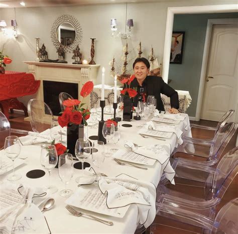 Хөгжмийн зохиолч Б Чинбатын төрсөн өдрийн тансаг ширээ засалт ТАС МН