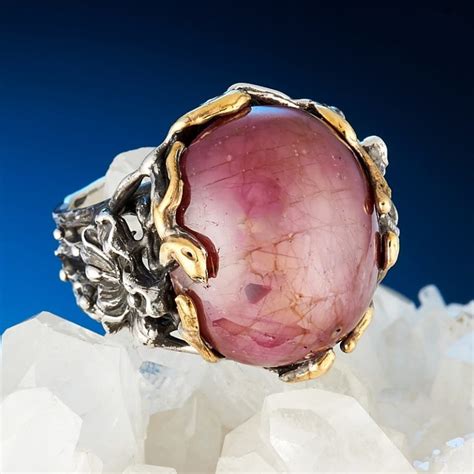 Розовые камни виды магические свойства кому подходят