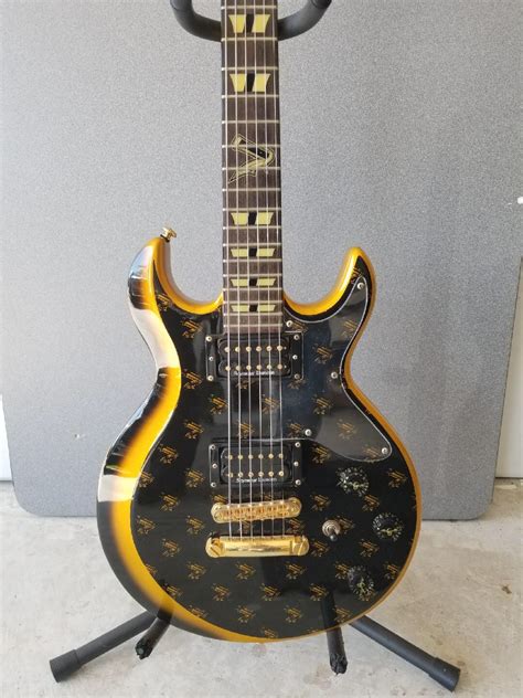 Zacky Vengeance Guitar Gold