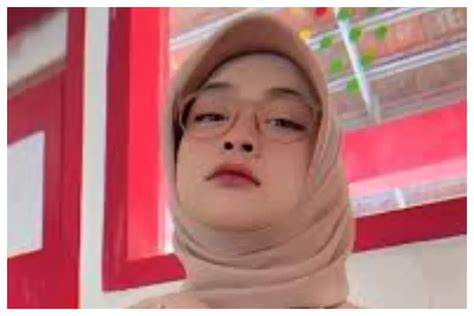 Link Video Viral 5 Menit Bu Guru Salsa Heboh Di Media Sosial Ada Apa Sebenarnya Poskota