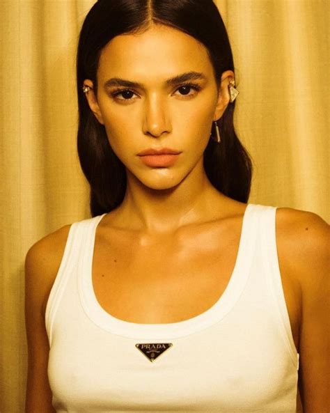 Pin De E Em Bruna Marquezine Marquezine Bruna Marquezini Bruna Maquezine