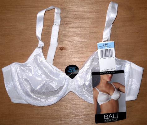 3322 Bali Bra Size 38c Nwt
